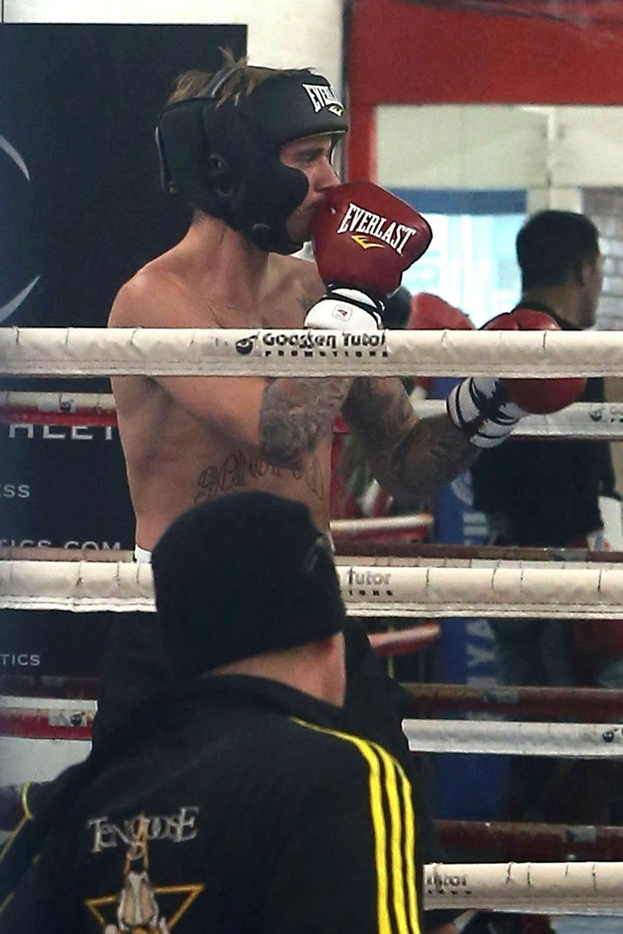 Justin Bieber Channels His Inner Mayweather in the Ring - BlackSportsOnline